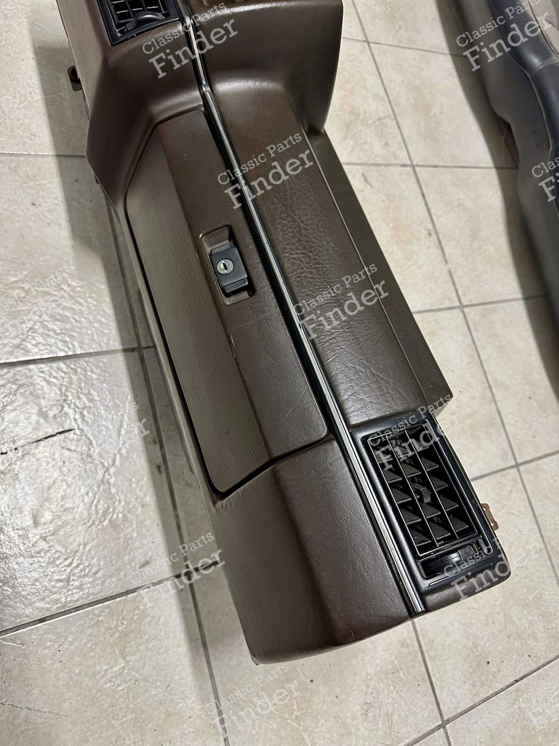 Soft brown dashboard - VOLKSWAGEN (VW) Golf II / Jetta