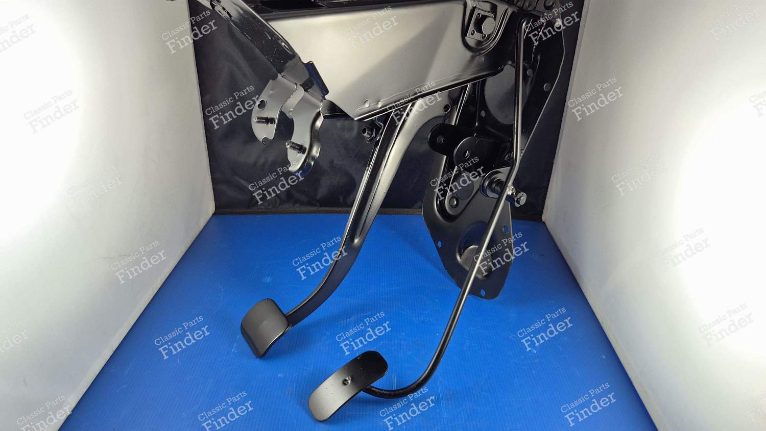 Bottom bracket - PEUGEOT 204