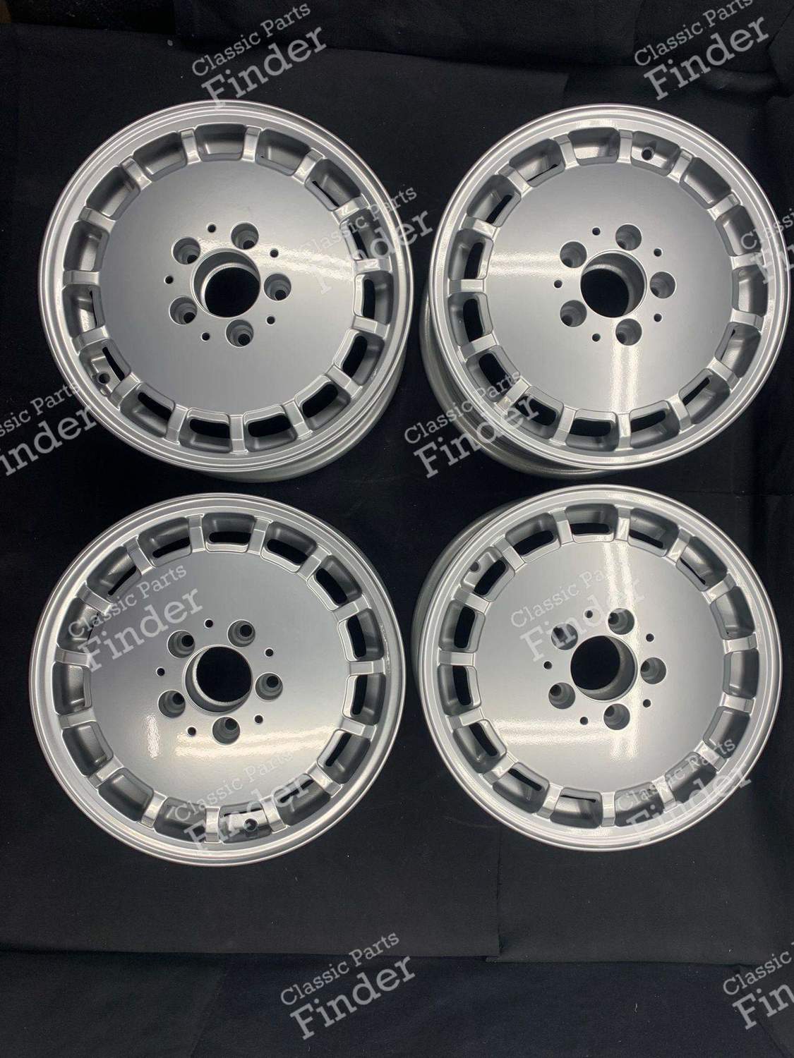 Original Mercedes W124 Gullideckel Leichtmetallfelgen 6.5Jx15 ET48 ...